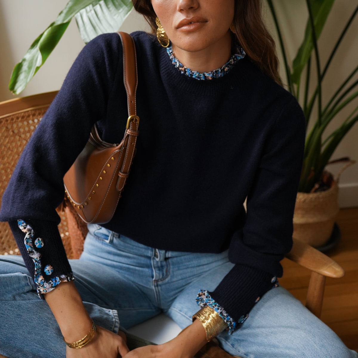 Josh Flower Sweater - Navy – Lots of Goodies